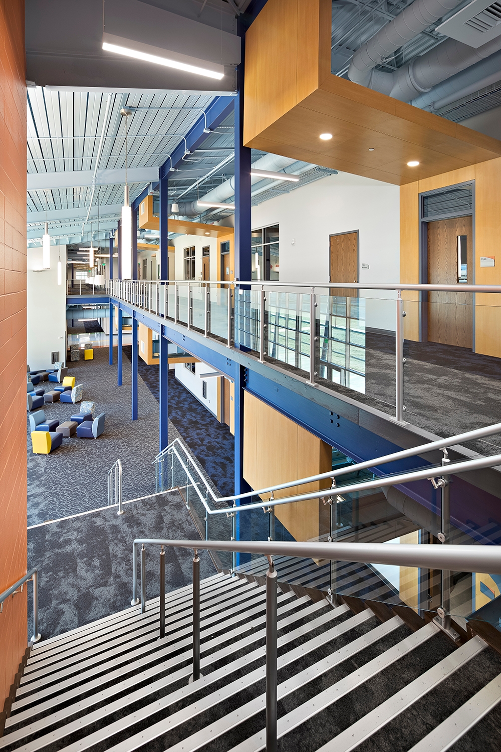 Interna-Rail® VUE Aluminum Railing from Hollaender
