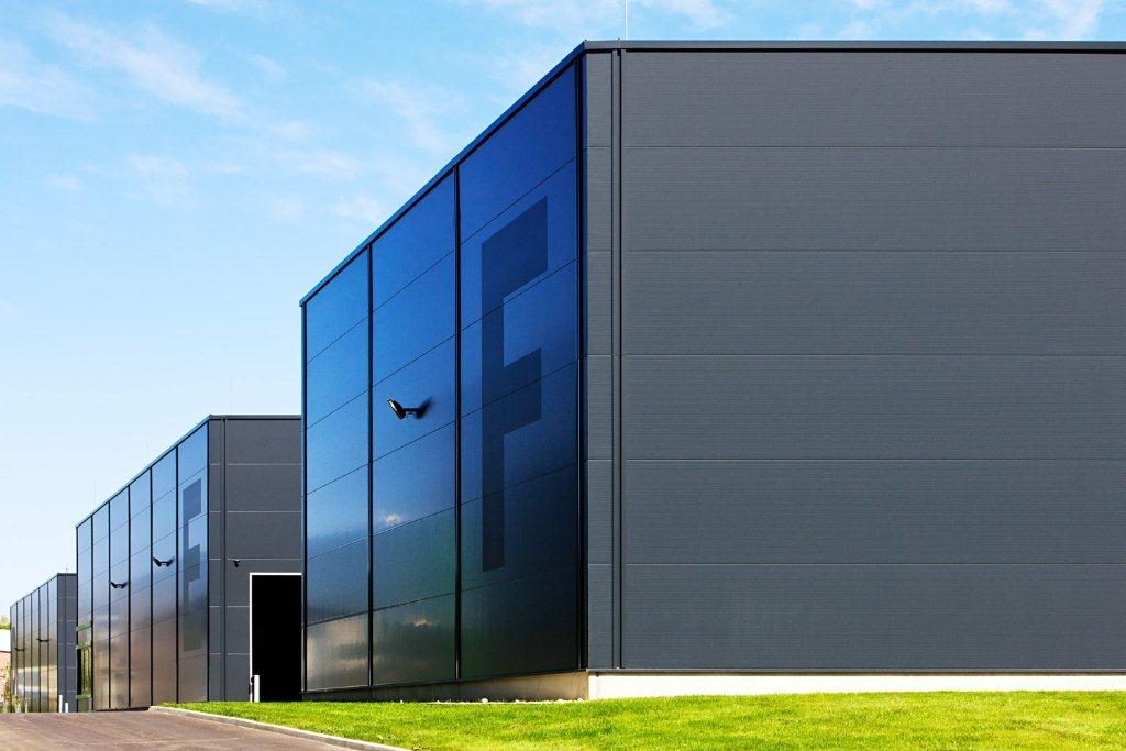 Trimoterm and Qbiss One in Warehouses from Trimo