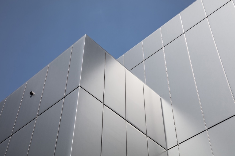 Trimoterm and Qbiss One in Warehouses from Trimo