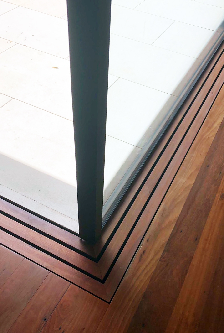 Minimalist Window - ah! Invisible Frame from panoramah!®