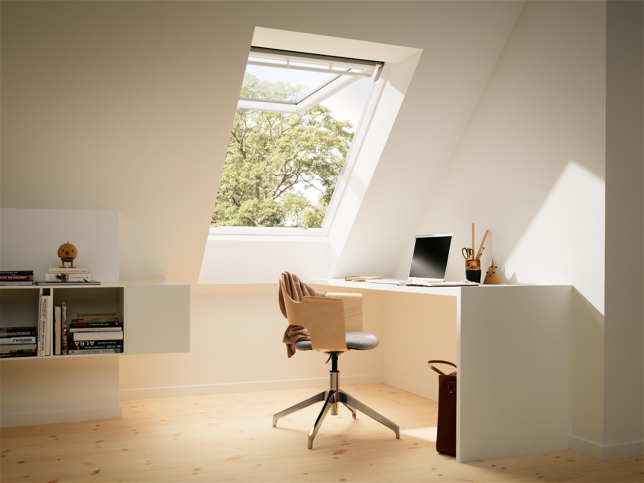 Manual Roof Window - GPL from VELUX Group