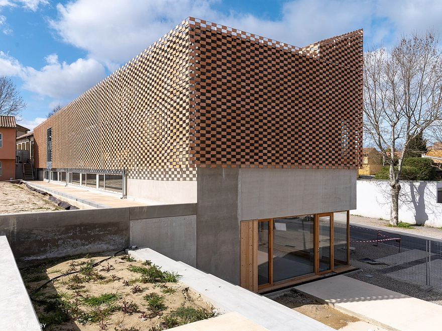 Ceramic Textile System from Flexbrick