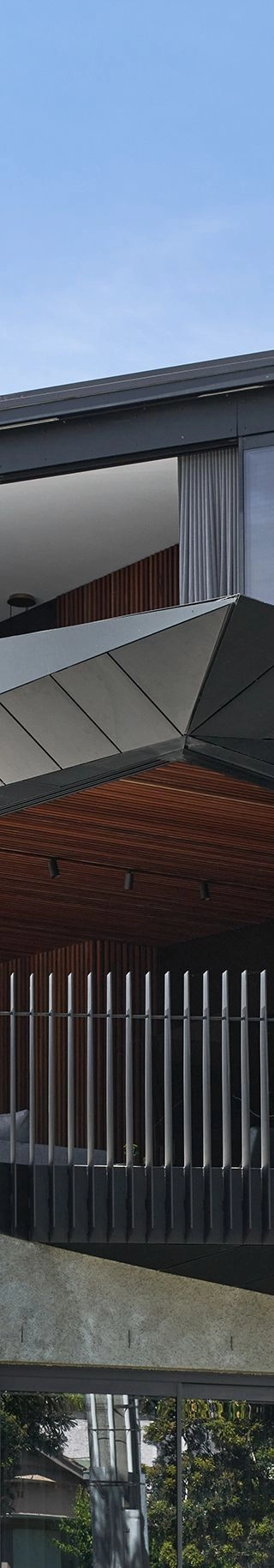 Gallery of External Bi-Fold Screens - 4