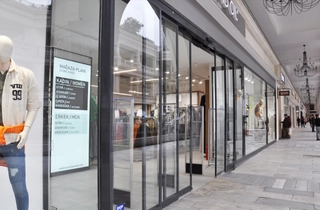 Sliding Doors System - SL500 Frame Telescopic from ASSA ABLOY