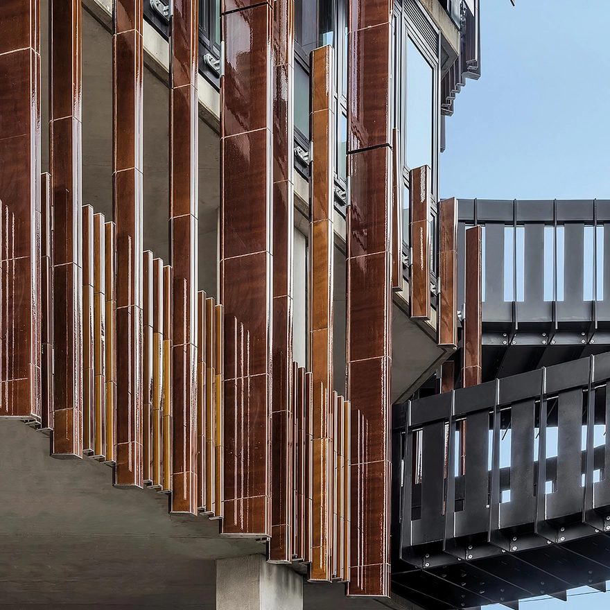 Tubular Ceramic Elements for Facade Cladding | BAGUETTE from MOEDING