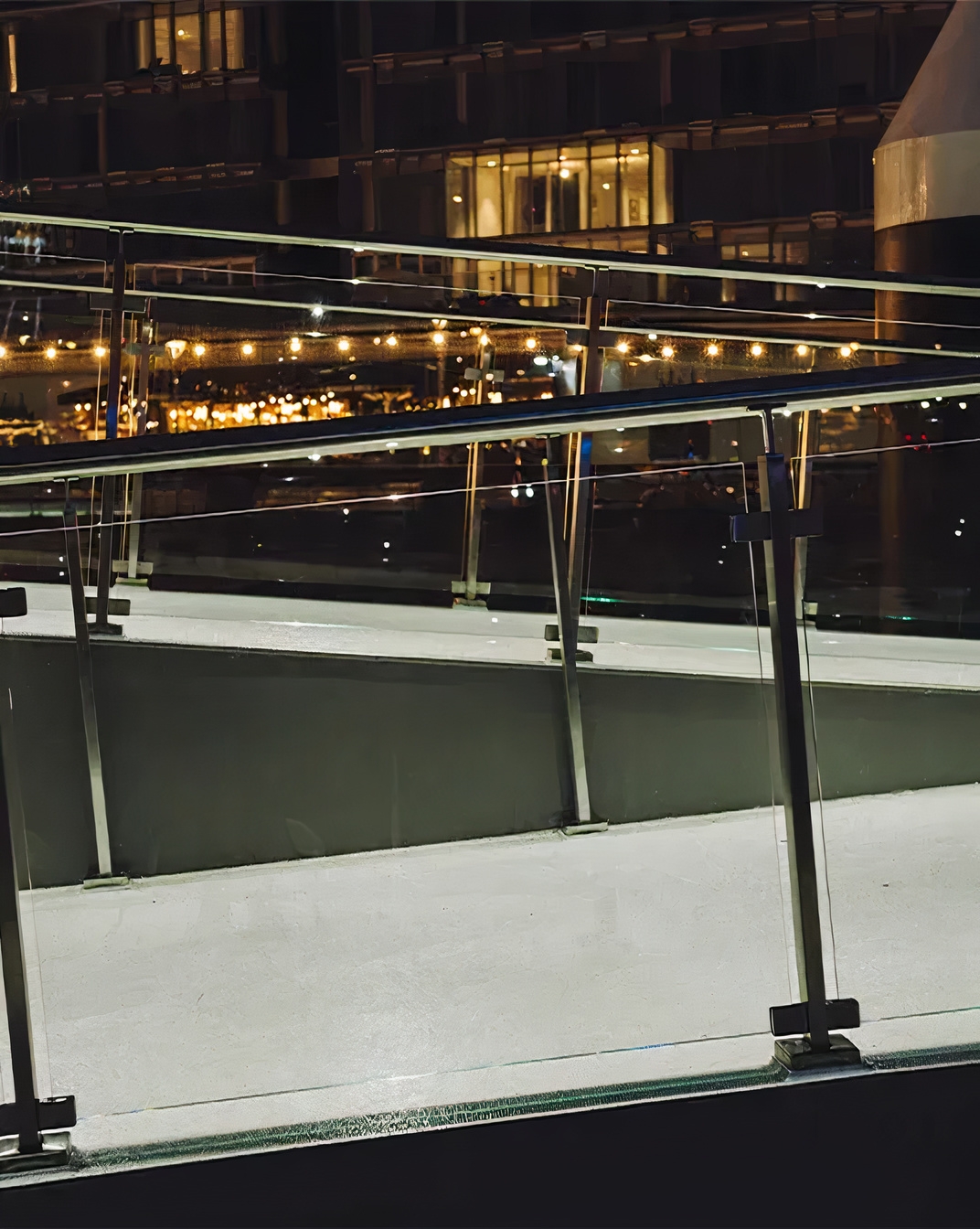 Modular Railing Systems in One Lakeview from Jakob