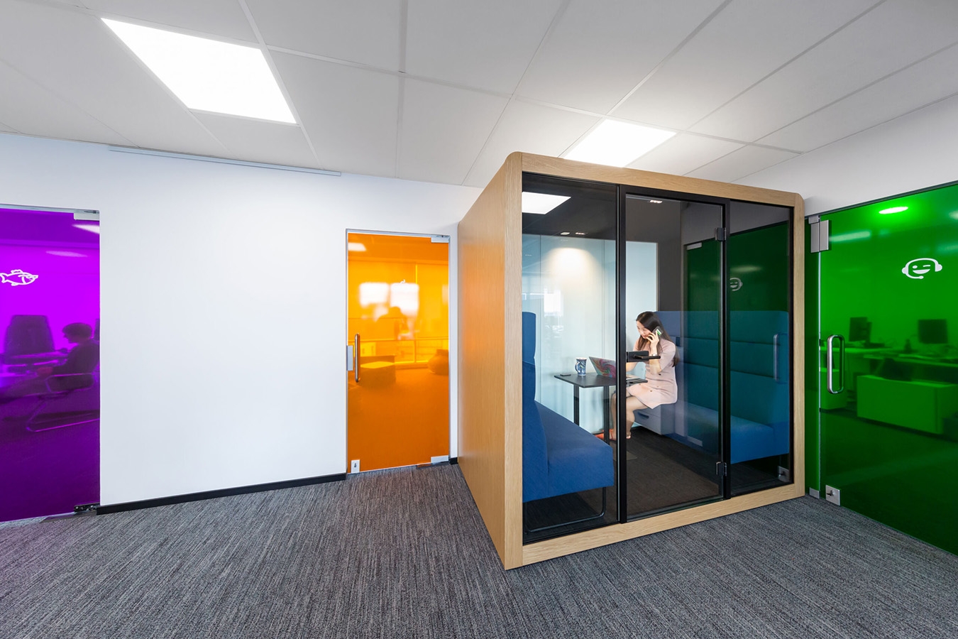 Galeria de Mobiliario modular acústico - Bridge - 1